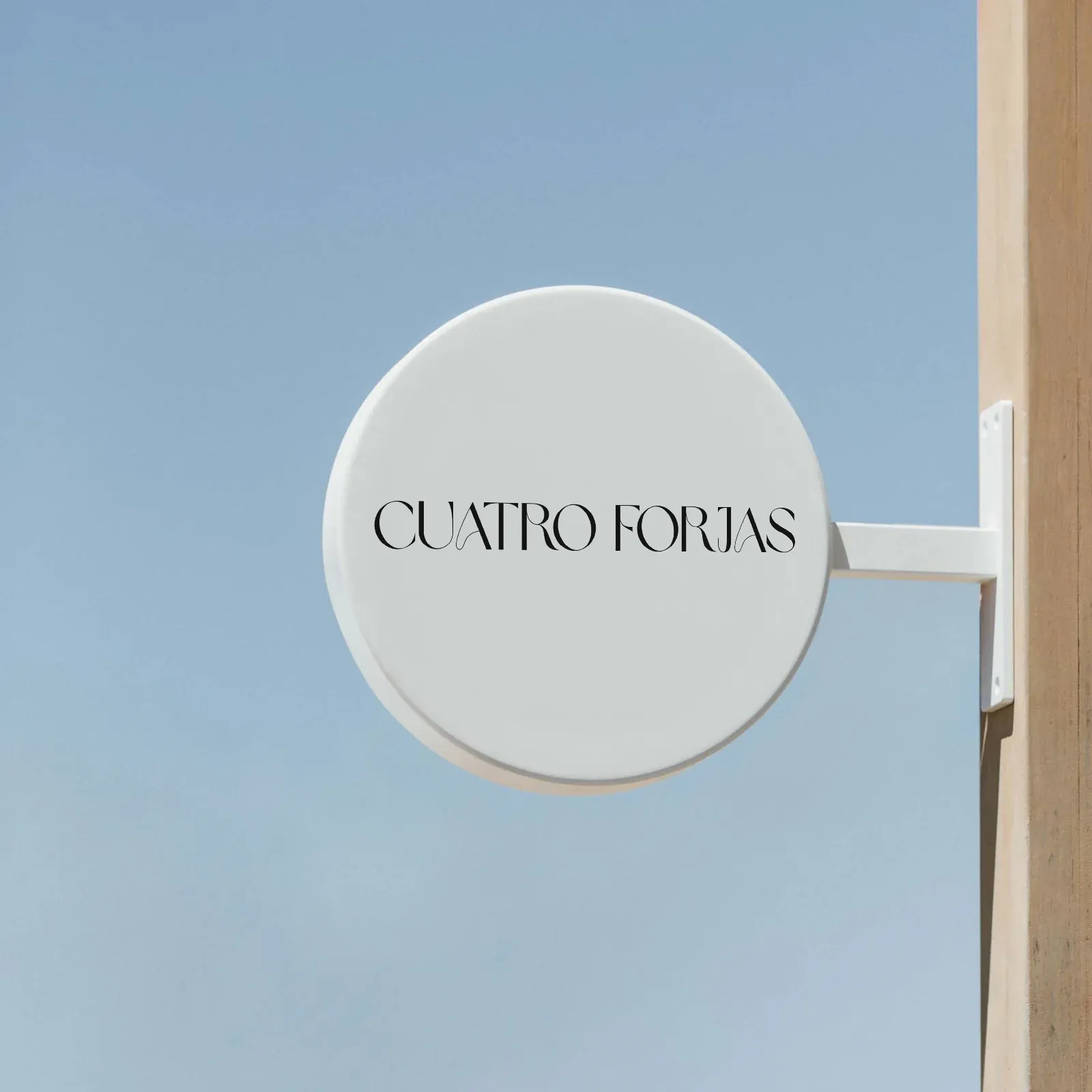 Letrero Circular - Cuatro Forjas